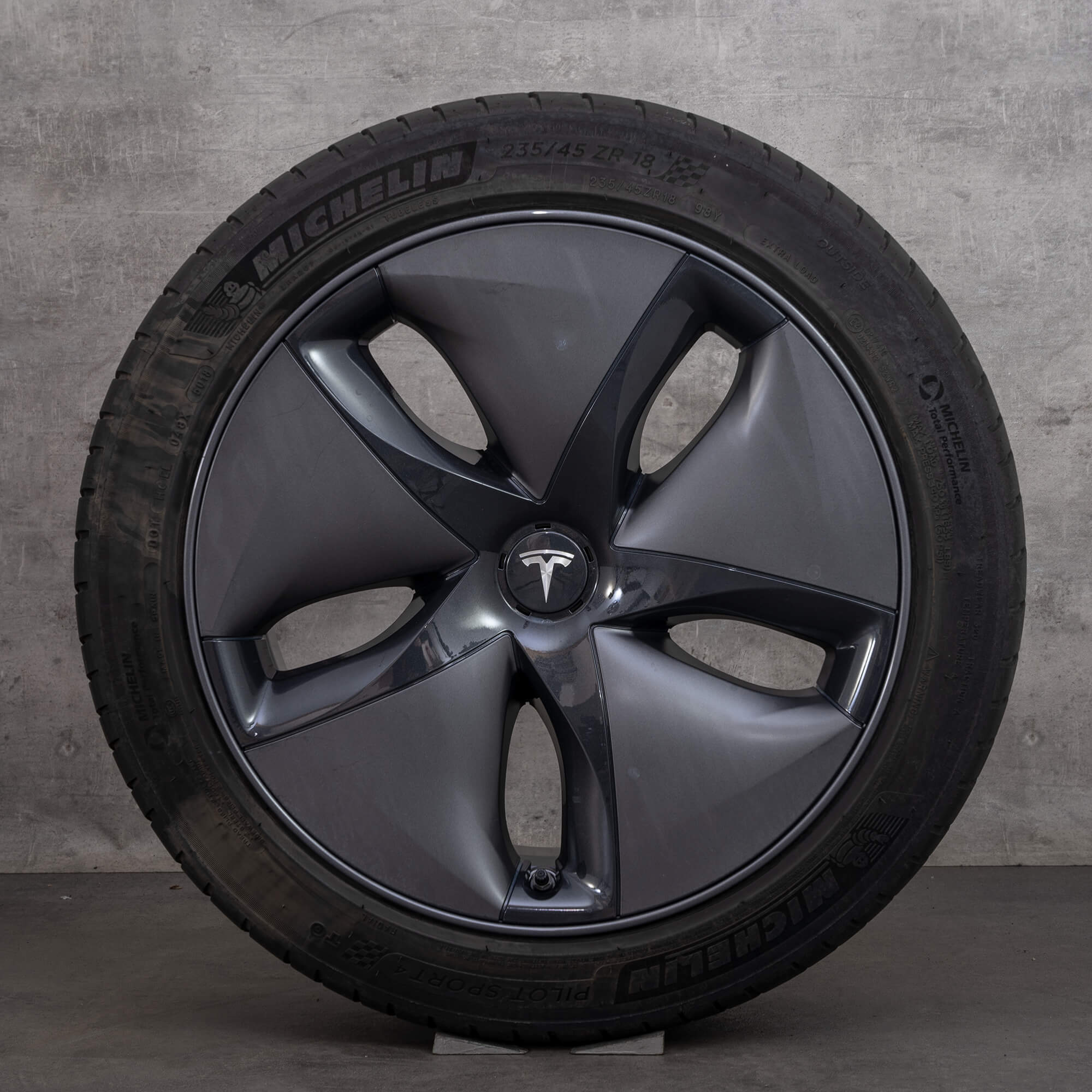 Original Tesla Model 3 Felgen 20 Zoll - 1044267-00-A