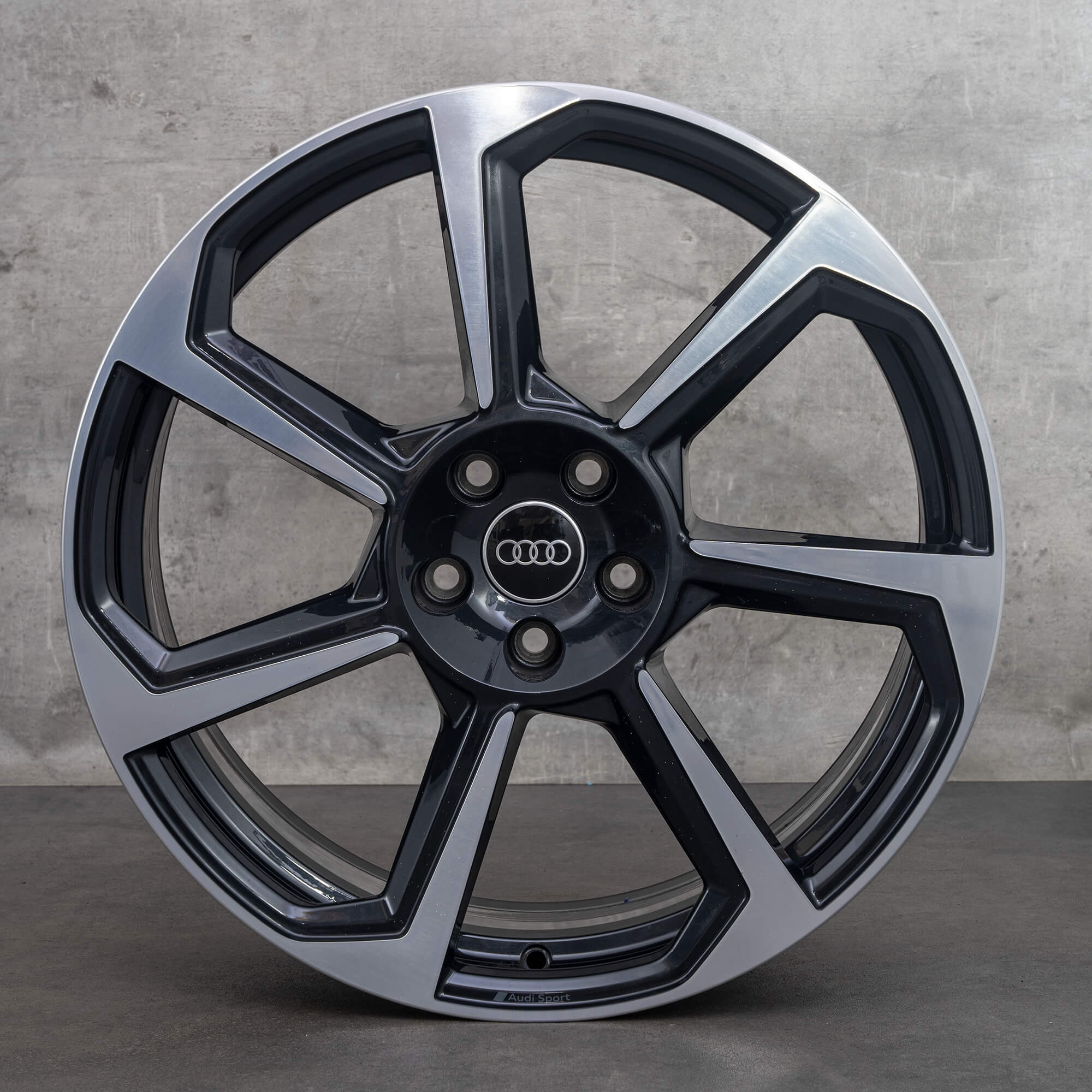 Original Audi 8S0073649 LD8 TT RS Felgen 19 Zoll - 8S0073649 LD8