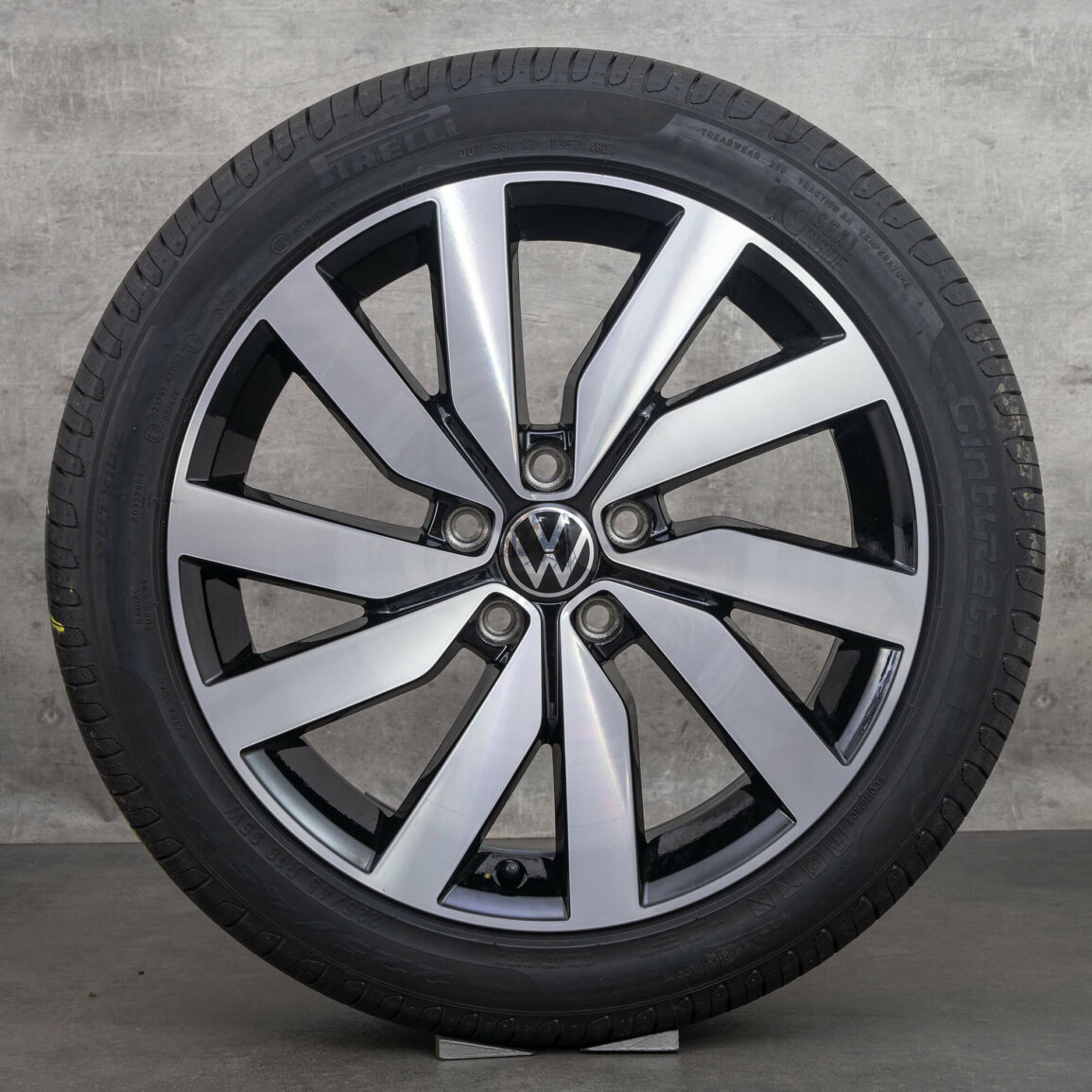 Original VW Touran Felgen 18 Zoll - 5TA601025F