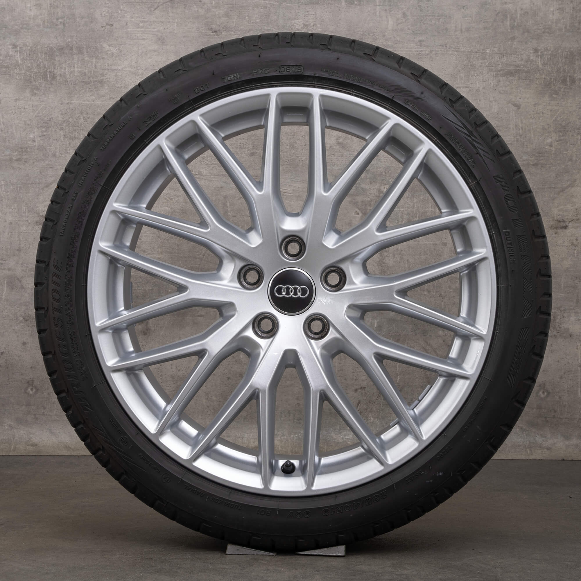 Original Audi 81A601025AB 10-Y-Speichen Q2 | SQ2 Felgen 19 Zoll - 81A601025AB