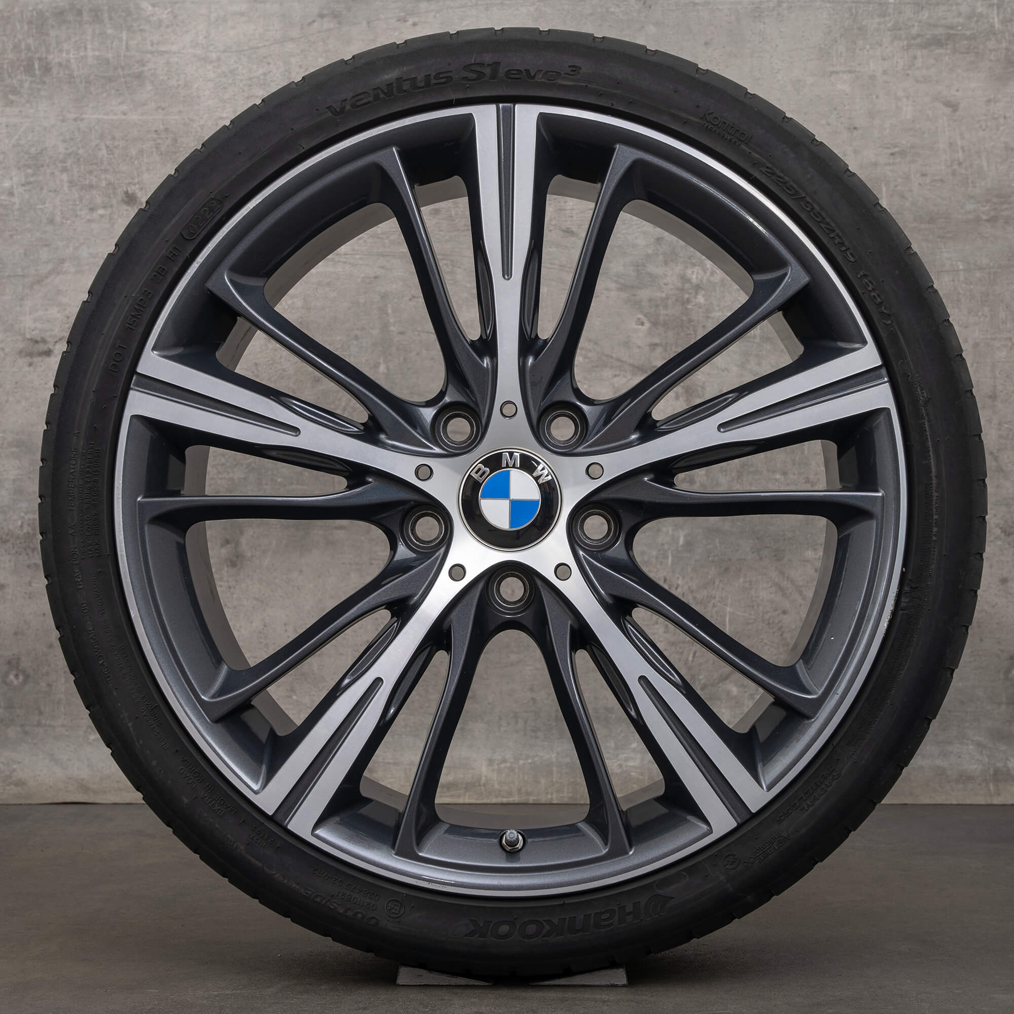 Original BMW 1er Felgen 19 Zoll - 6872156 | 6872157